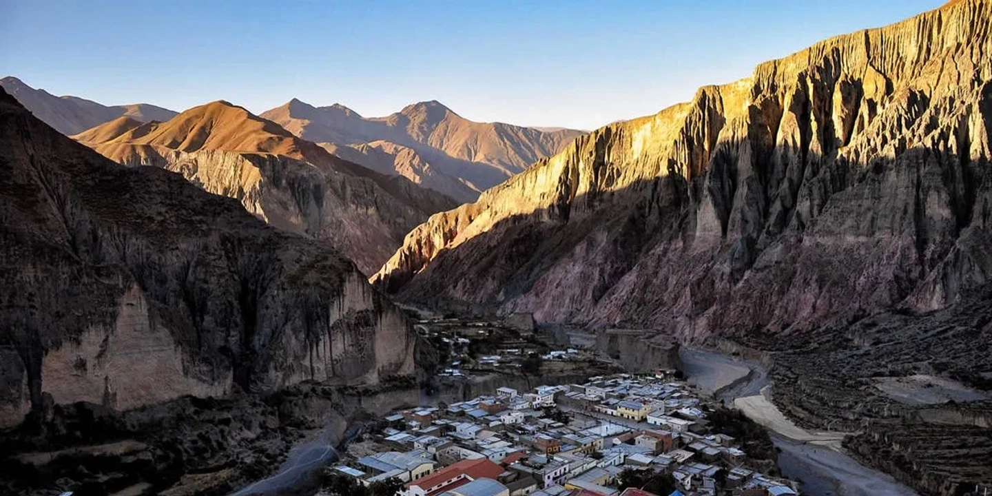 Excursión a Humahuaca e Iruya desde Salta Tur.com